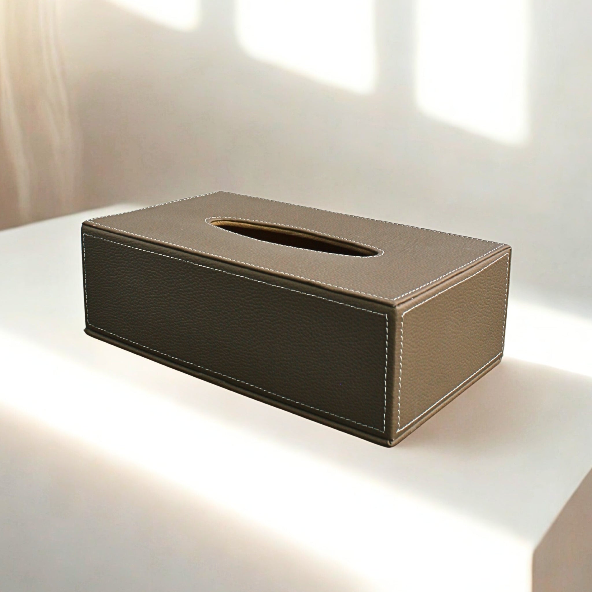 Leatherette Tissue Box – SARO Living
